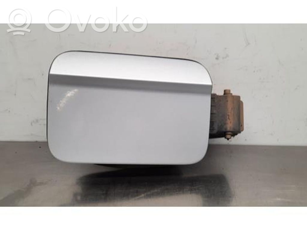 575809702D Skoda Karoq Bouchon, volet de trappe de réservoir à ...