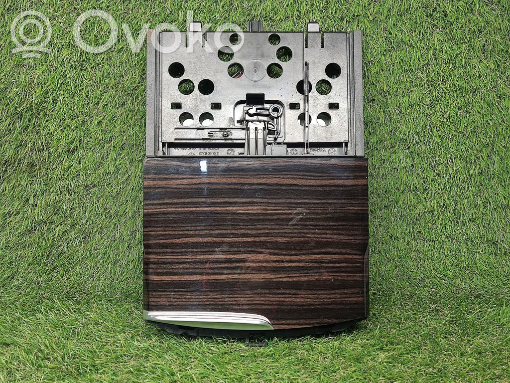 51169330629 BMW 5 G30 G31 G38 Center console, €35.00 | RRR