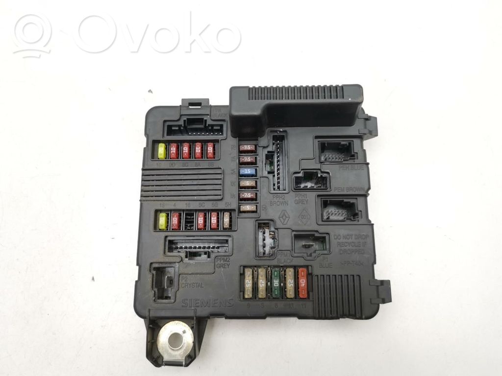 8200306032C Renault Megane II Module de fusibles, 73,22 € | OVOKO