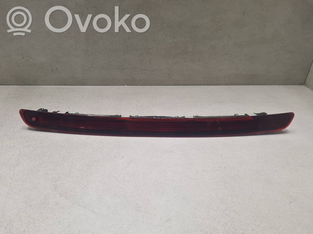 5E9945097C Skoda Octavia Mk3 (5E) Third/center stoplight, €20.00 | RRR