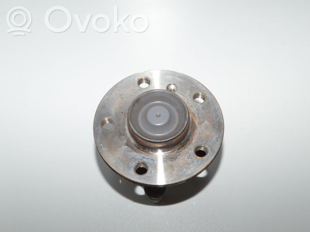 6858086 BMW 2 F45 Takapyörän laakeri, 17,00 € | OVOKO