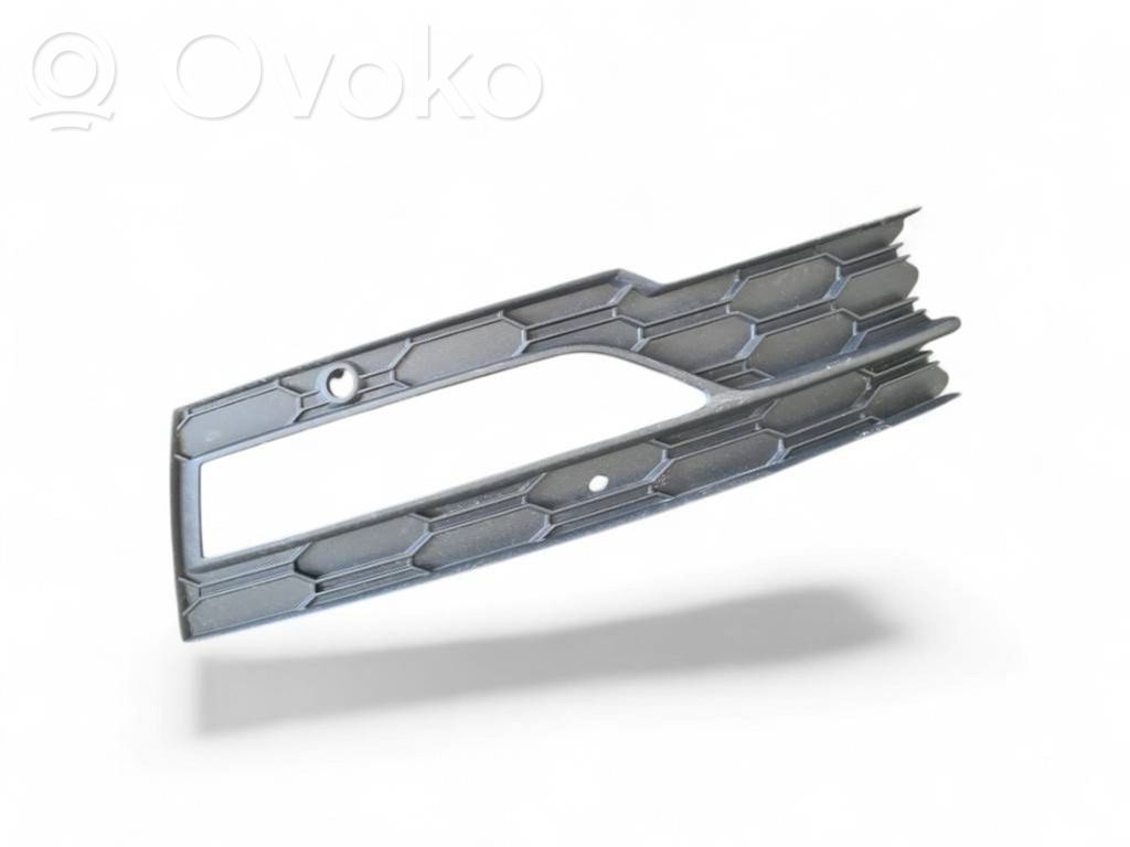 5E3807682A Skoda Octavia Mk4 Front bumper lower grill, €12.00 | RRR