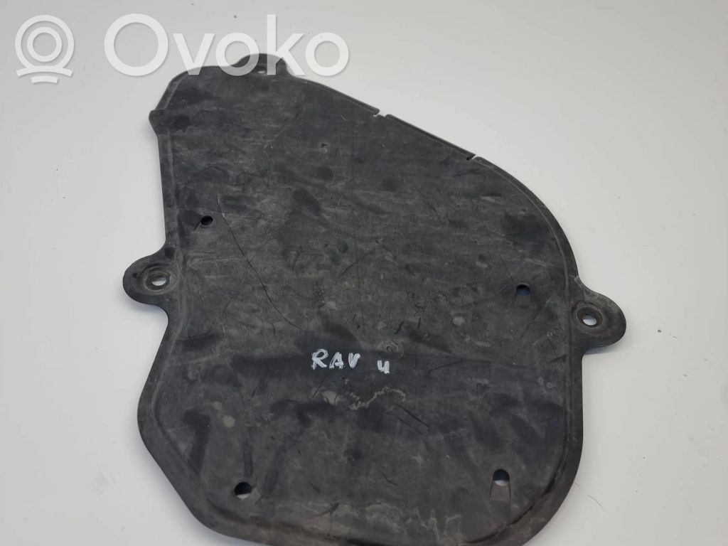 Toyota RAV 4 (XA50) Cache de protection sous moteur