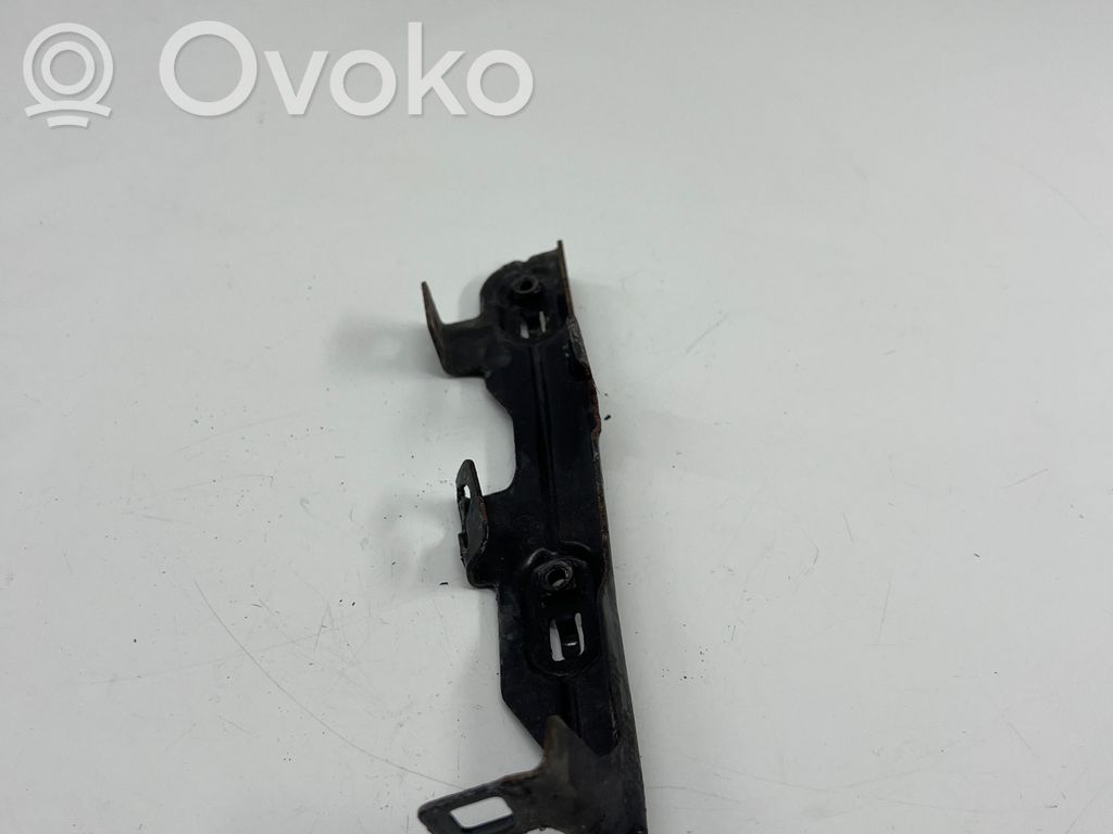8055671 BMW M3 F80 Radiator support slam panel bracket, €20.00 | RRR