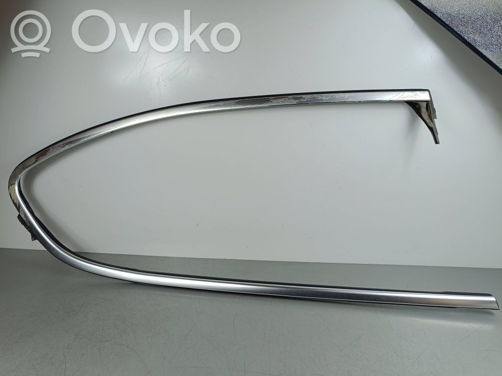 Alfa Romeo Stelvio Moulures des vitres de la porte arrière, 37,00 € | OVOKO