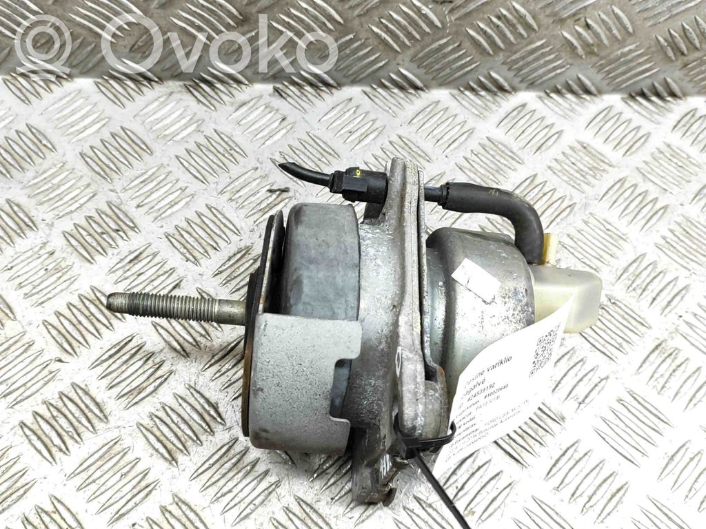 FR3C6038AE Ford Mustang VI Engine mount bracket, €19.90 | RRR