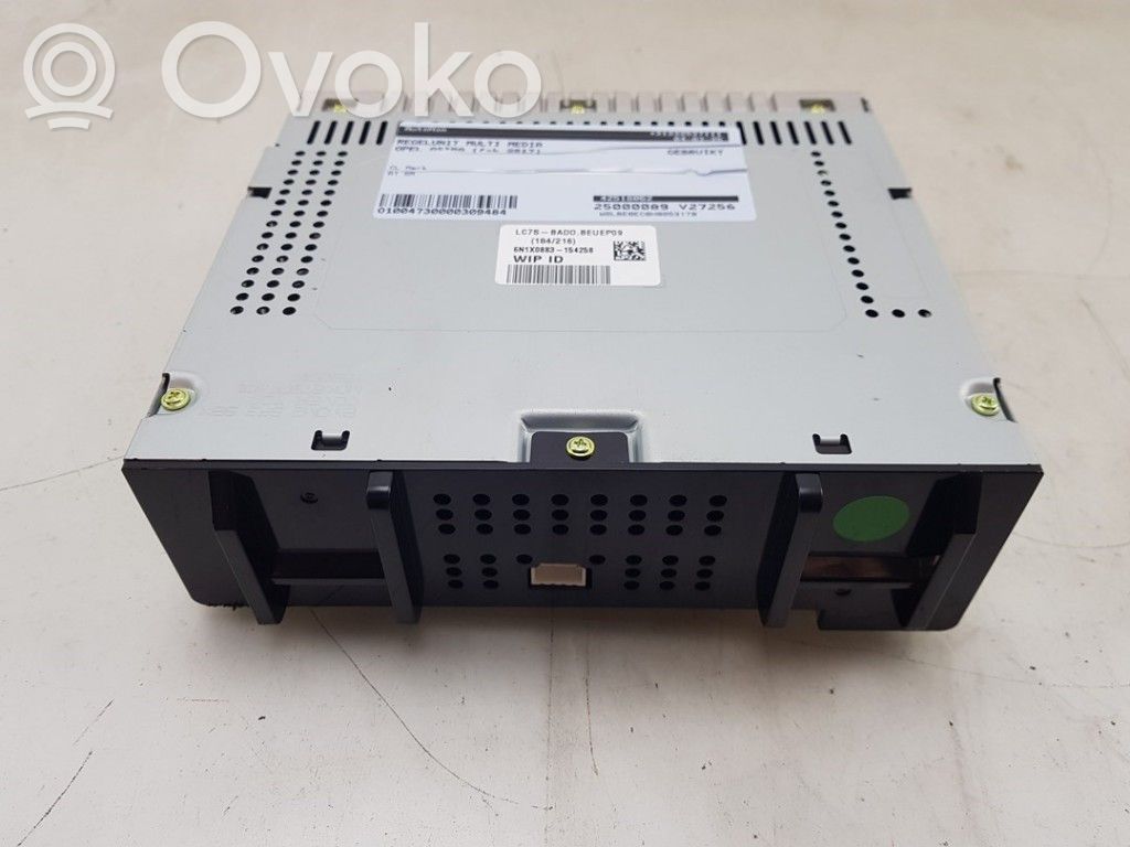 42532872 Opel Astra K Radio/CD/DVD/GPS head unit, €80.50 | RRR