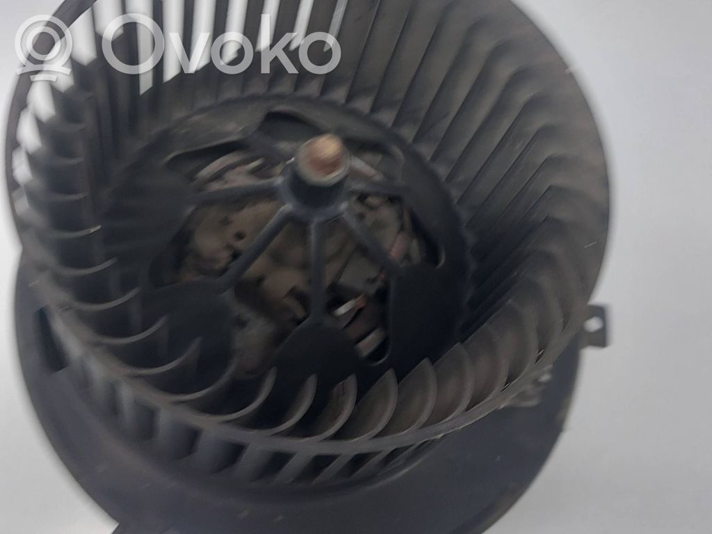 3C0907521B Volkswagen PASSAT B6 Lämpöpuhaltimen moottorin vastus, 5,50 ...