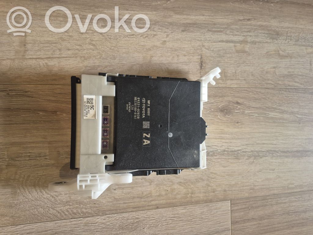 82730-02P80-A Toyota Corolla E210 E21 Korin keskiosan ohjainlaite, 101 ...