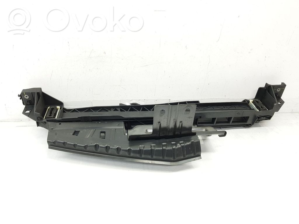 Opel Astra L Priekinė kėbulo dalis