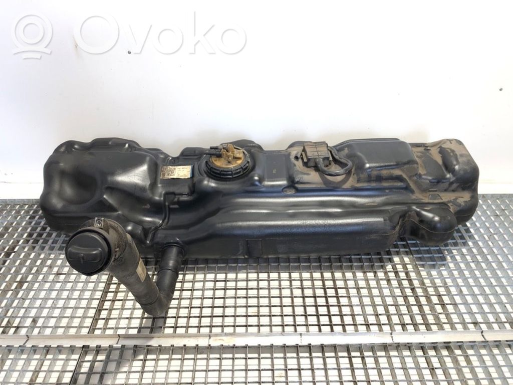 Mercedes-Benz Sprinter W906 Fuel tank, €206.80 | RRR