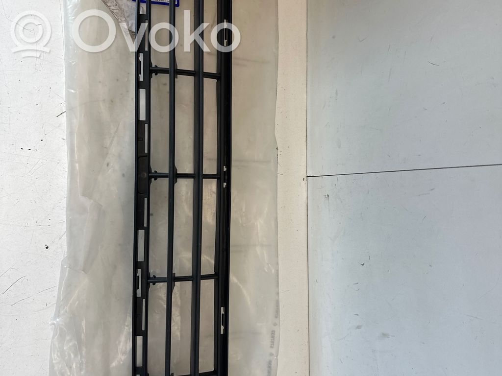 31323859 Volvo S60 Grille inférieure de pare-chocs avant, 35,00 € | OVOKO