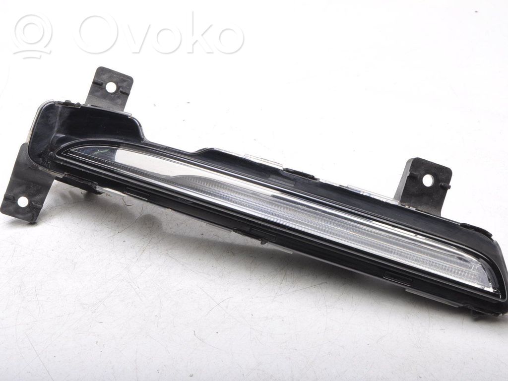 982953042B Porsche Cayman 982 Front fog light, €140.94 | RRR