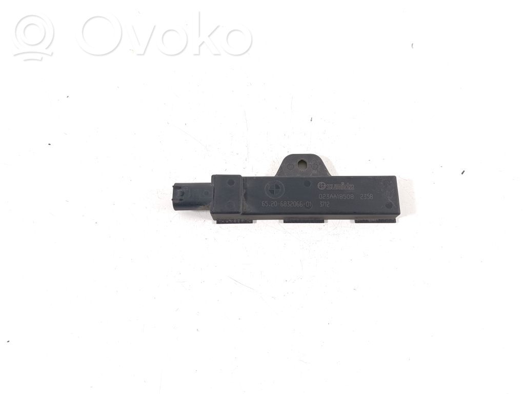 6832066 BMW iX3 G08 Antenna GPS, 10,00 € | OVOKO