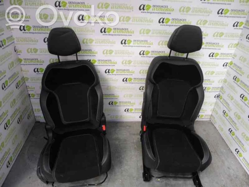 876511787R Renault Arkana Front driver seat, €336.05 | RRR