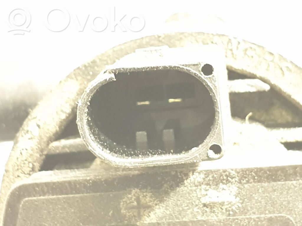 2118350028 Mercedes-Benz C AMG W205 Electric auxiliary coolant/water ...