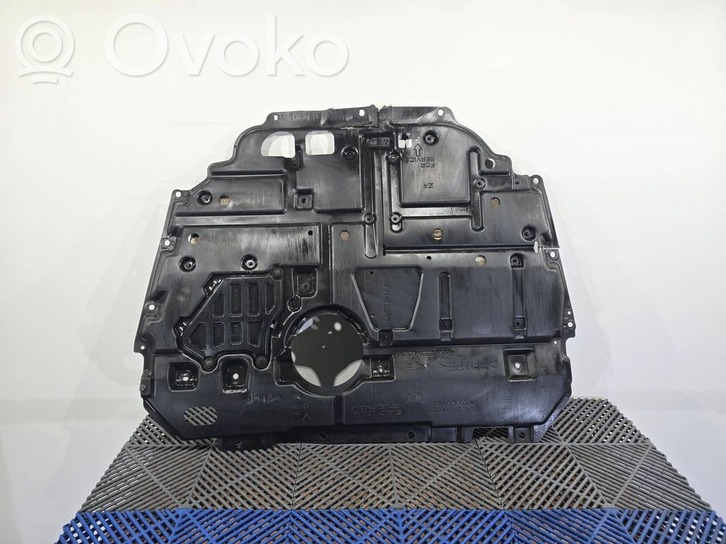 5144112255 Toyota Prius (XW30) Engine splash shield/under tray, €24.00 ...