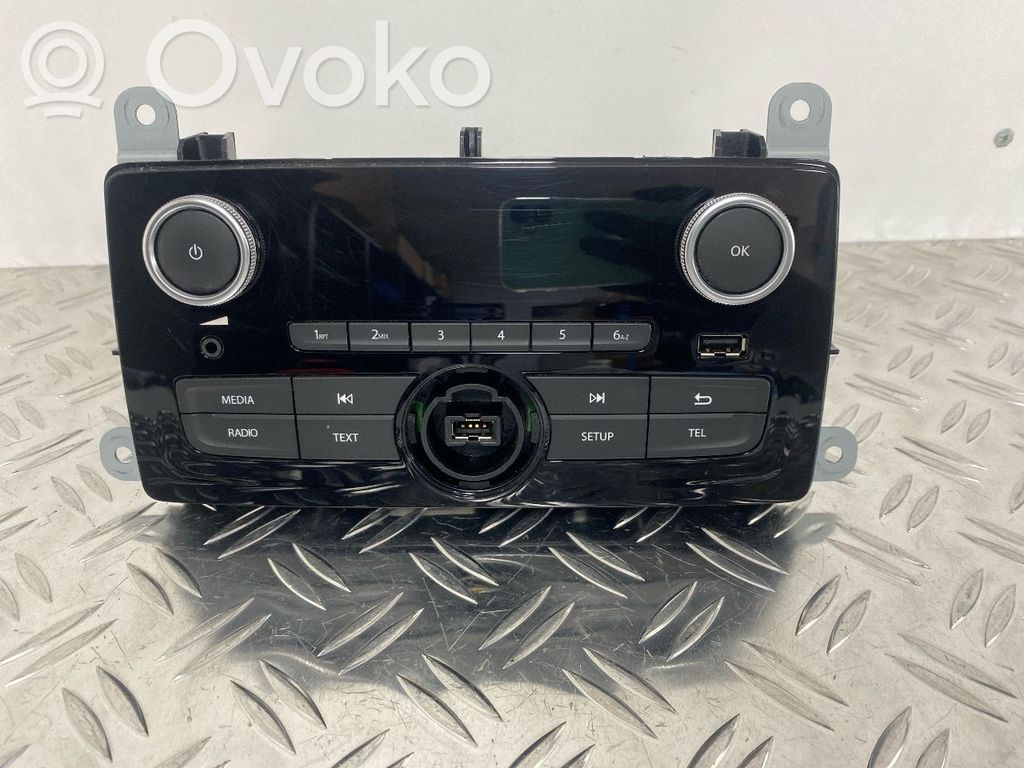 281155908R Renault Clio IV Unité principale radio / CD / DVD / GPS, 200 ...