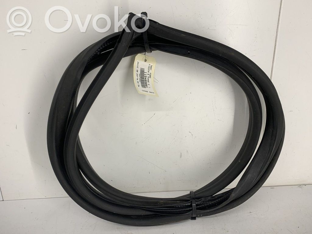 2054839 Ford Fiesta Front door rubber seal, €23.00 | RRR