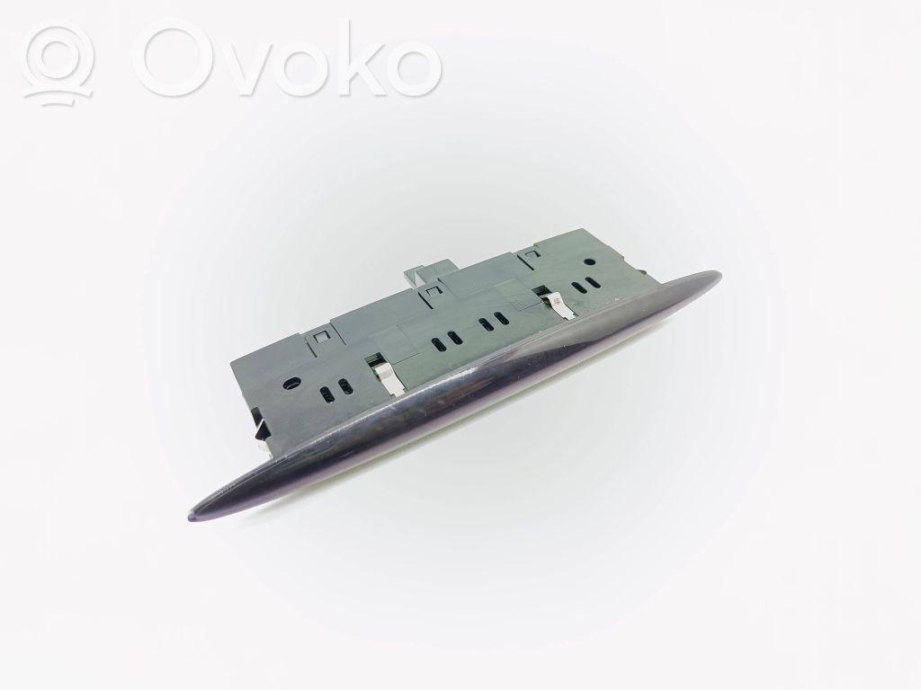 A0015423723 Mercedes-Benz B W245 Parking PDC sensor display screen, €10 ...