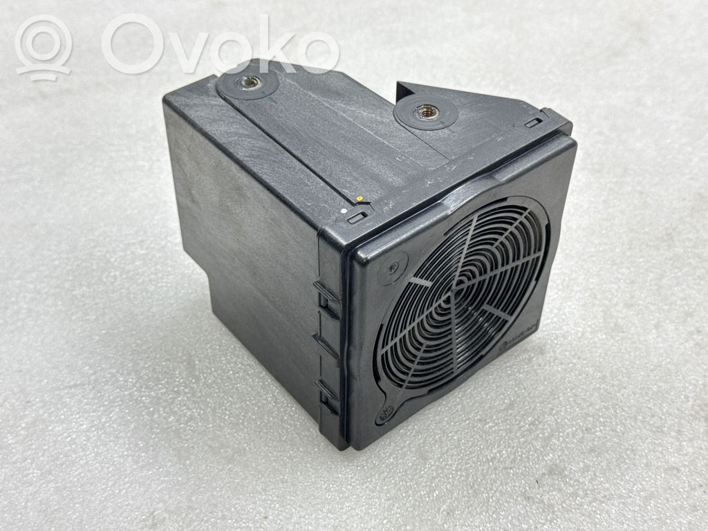 1EA035335 Volkswagen ID.4 Sound amplifier holder/bracket, €170.59 | RRR