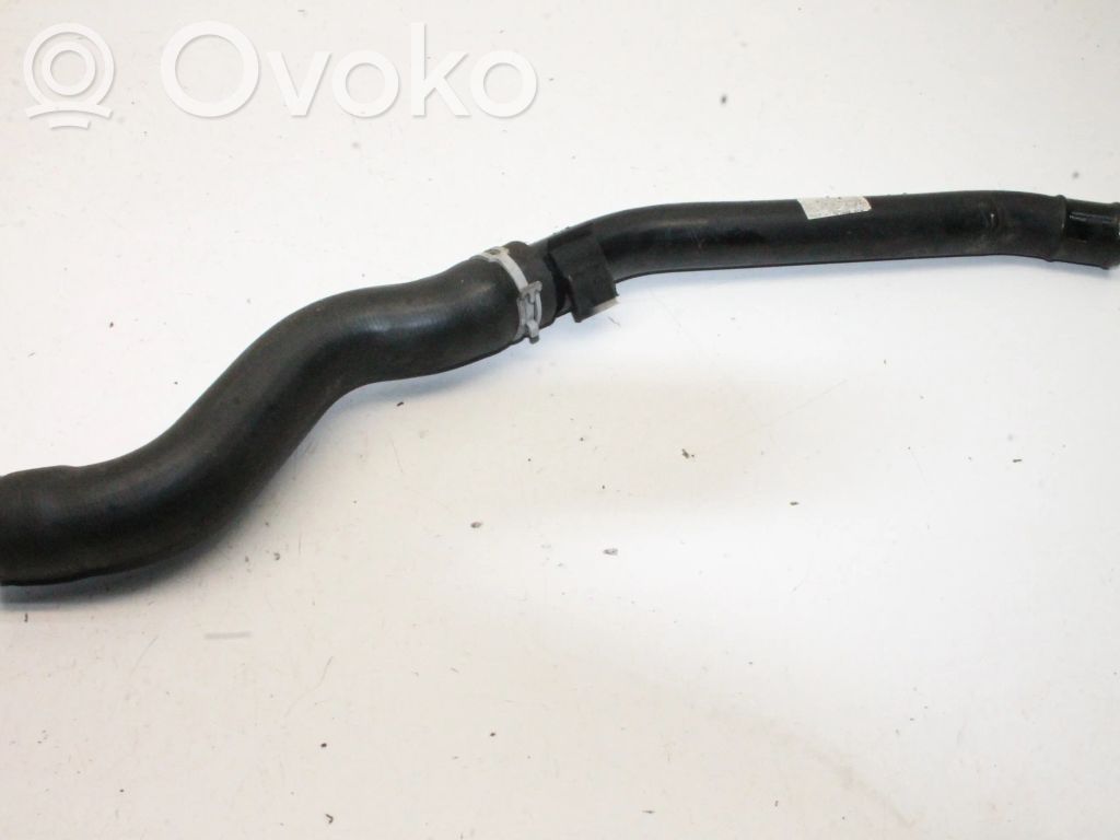 99610662554 Porsche Boxster 986 Moottorin vesijäähdytyksen putki/letku ...