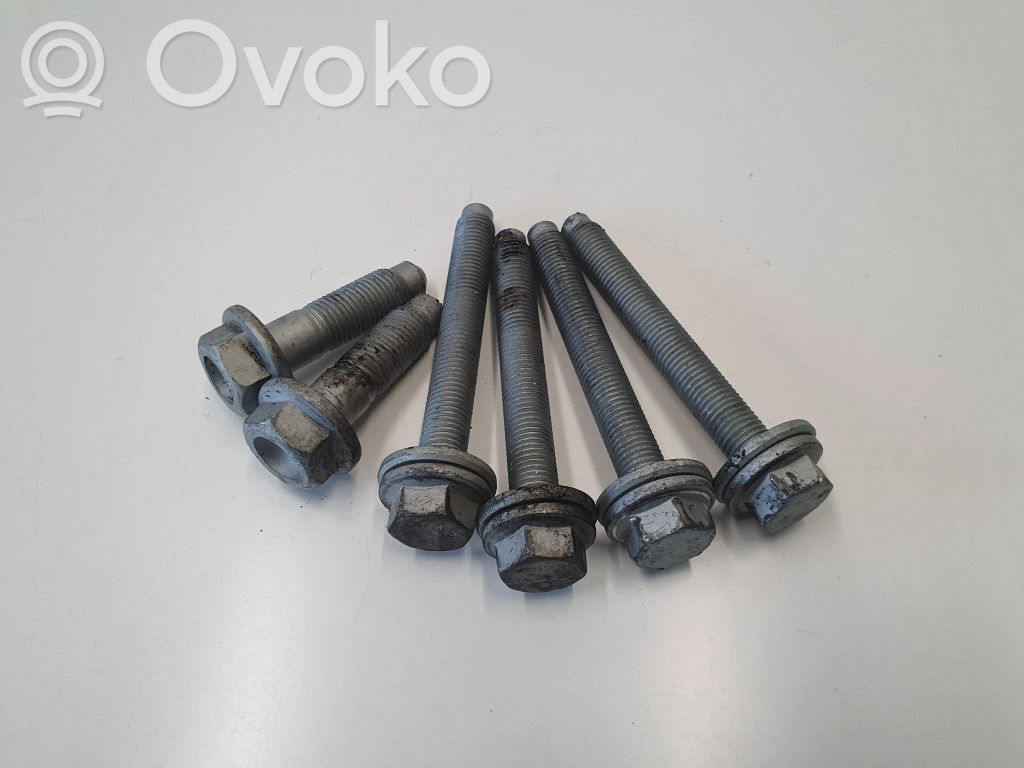 6885922 BMW X4 G02 Nuts/bolts, €16.00 | RRR