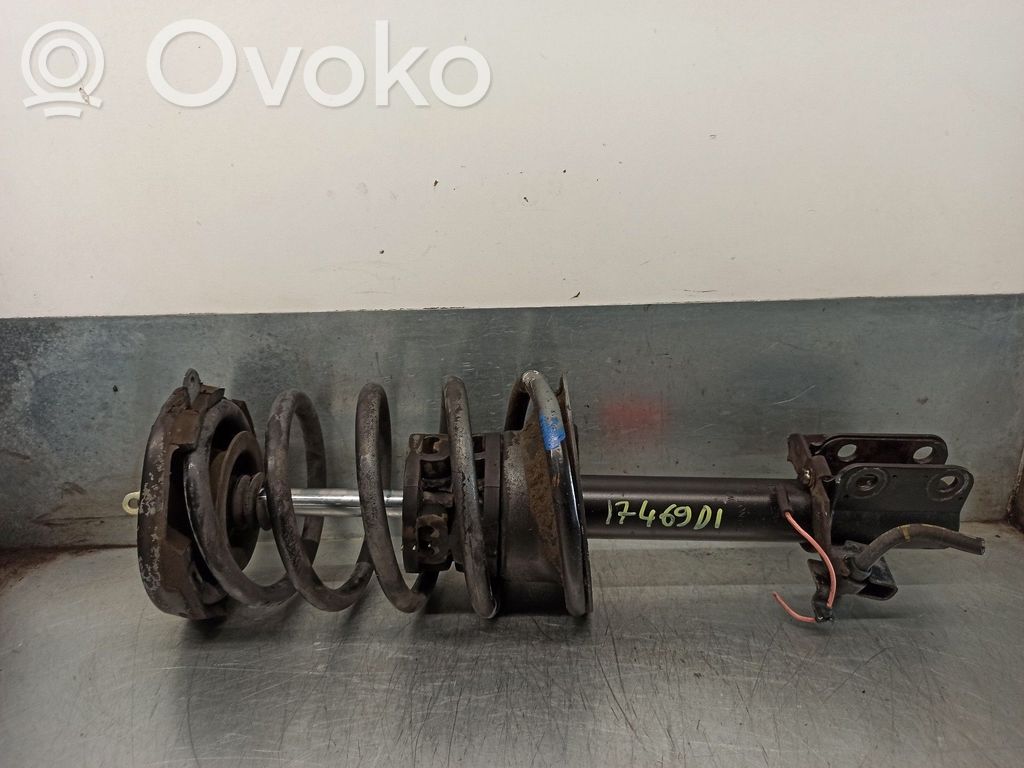 543021082R Renault Megane I Front shock absorber with coil spring, €38. ...