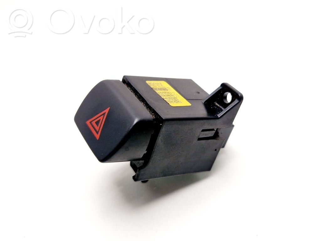 735424252 Fiat Bravo Hazard light switch, €5.00 | RRR