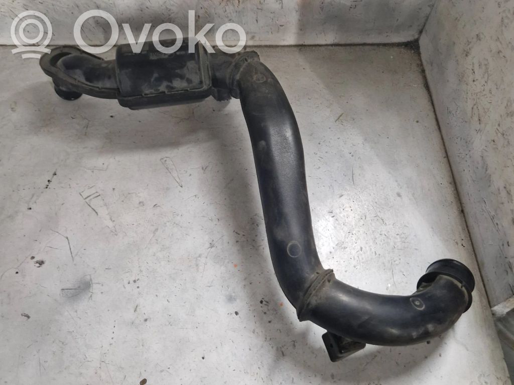 Renault Trafic II (X83) Intercooler hose/pipe