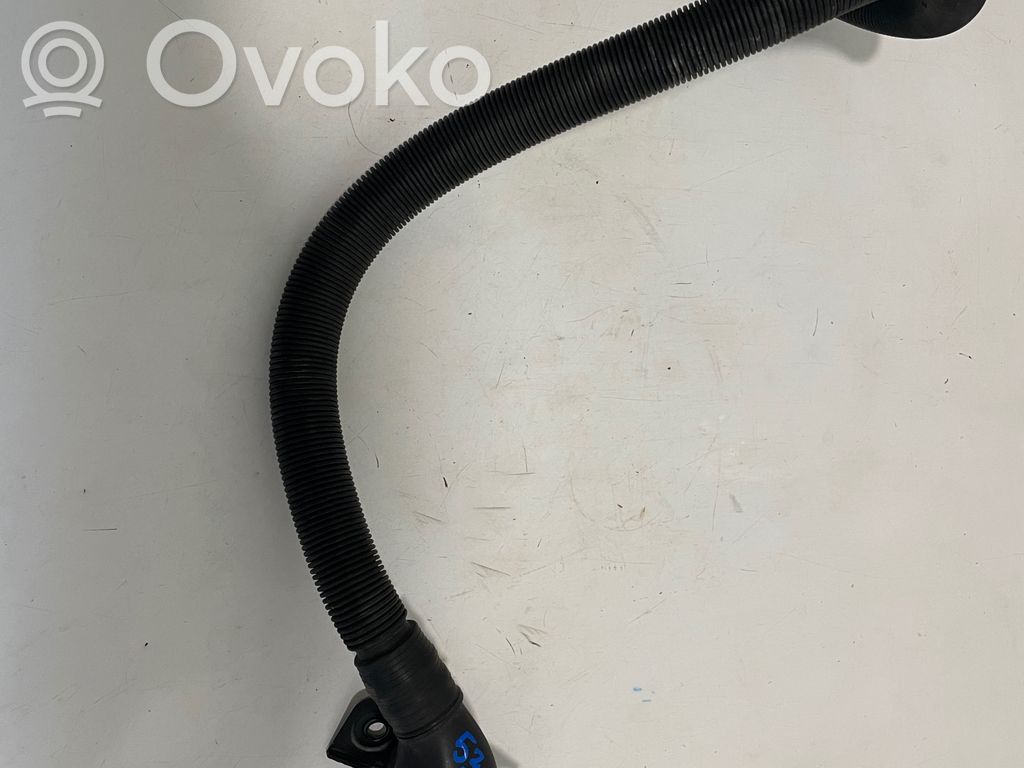 61667144396 BMW 5 E60 E61 Tuyau de remplissage réservoir de lave-glace ...