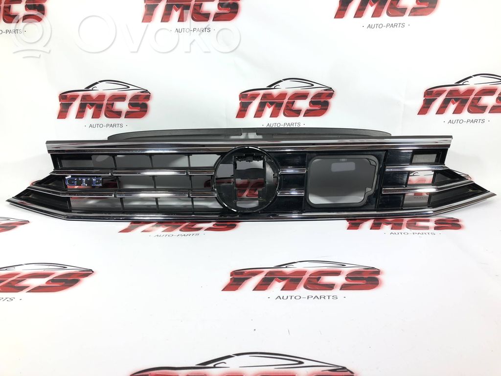 3G0853653 Volkswagen PASSAT B8 Front bumper upper radiator grill, €140. ...