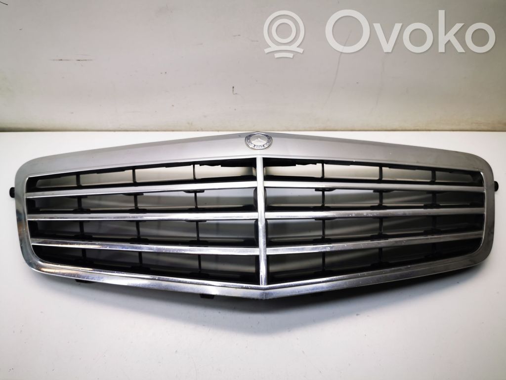 A2128800583 Mercedes-Benz E W212 Front bumper upper radiator grill, €78 ...