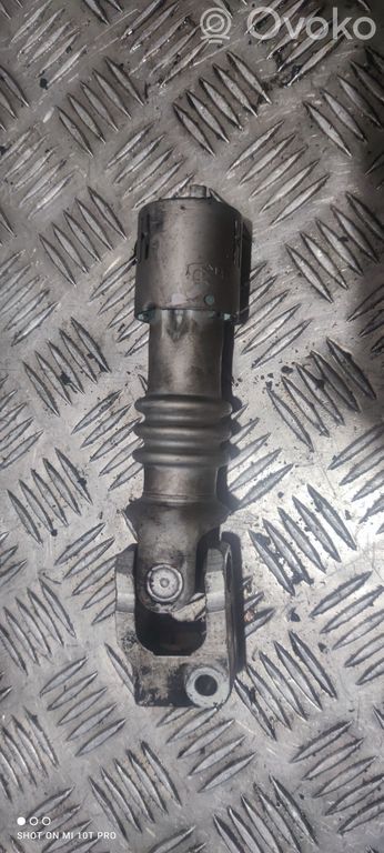 A2054620378 Mercedes-Benz C W205 Joint de cardan colonne de direction ...
