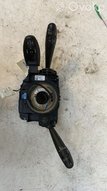 96773909ZD Peugeot 5008 Wiper turn signal indicator stalk/switch, €136. ...