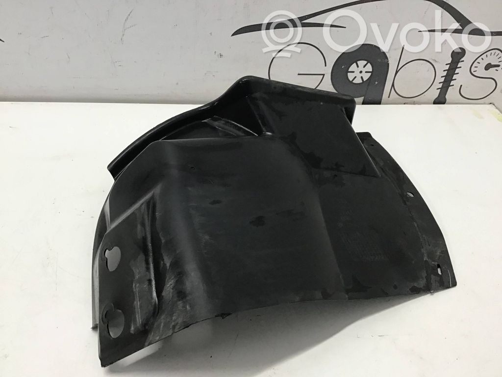 68275907AB Dodge RAM Couvre-soubassement arrière, 15,00 € | OVOKO