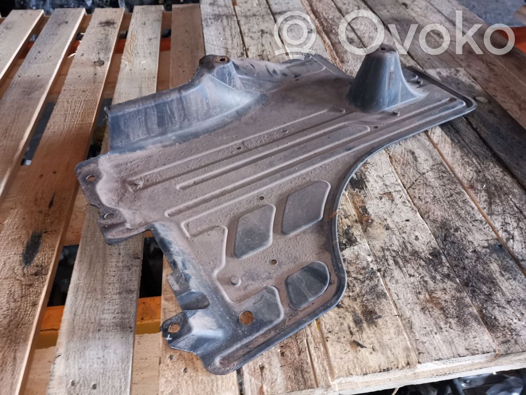 30736341 Volvo V70 Rear underbody cover/under tray, €20.00 | RRR