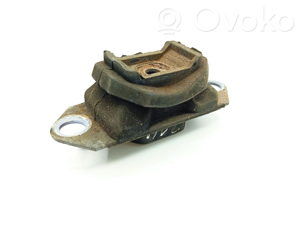 8200358147 Nissan Qashqai Gearbox mount, €10.87 | RRR