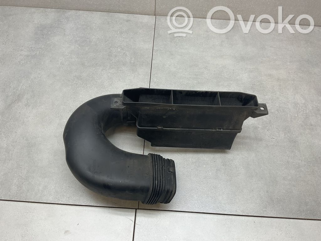 1K0805962E Volkswagen Tiguan Tuyau d'admission d'air, 10,00 € | OVOKO