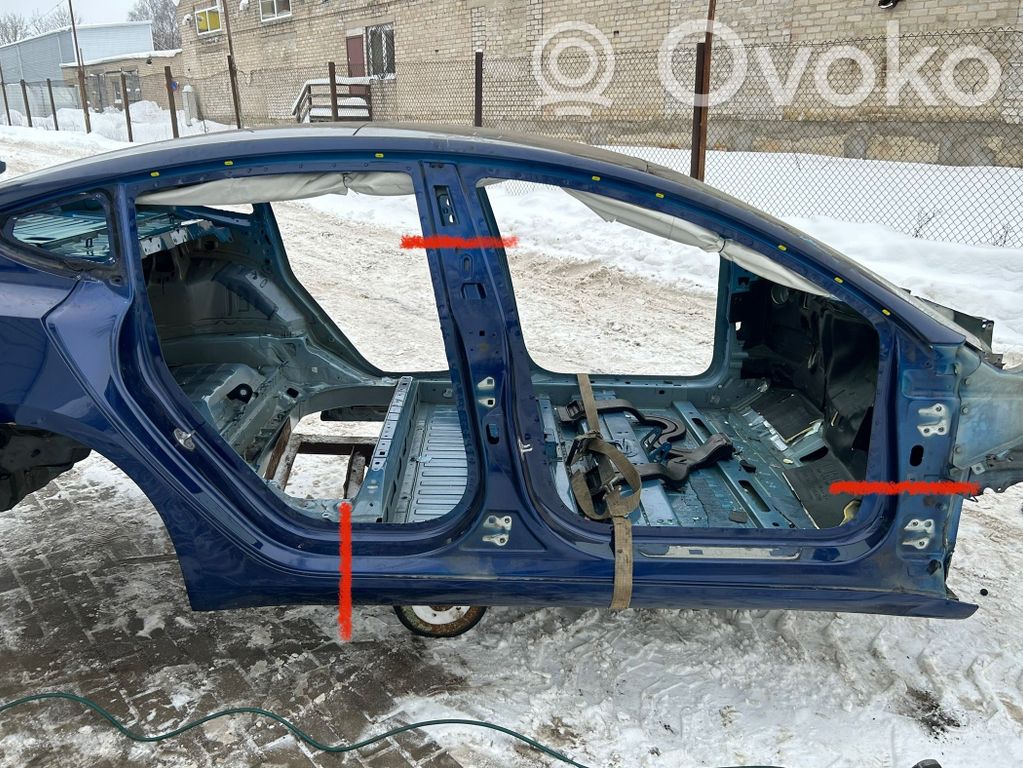 Tesla Model 3 Front sill (body part), €400.00 | RRR