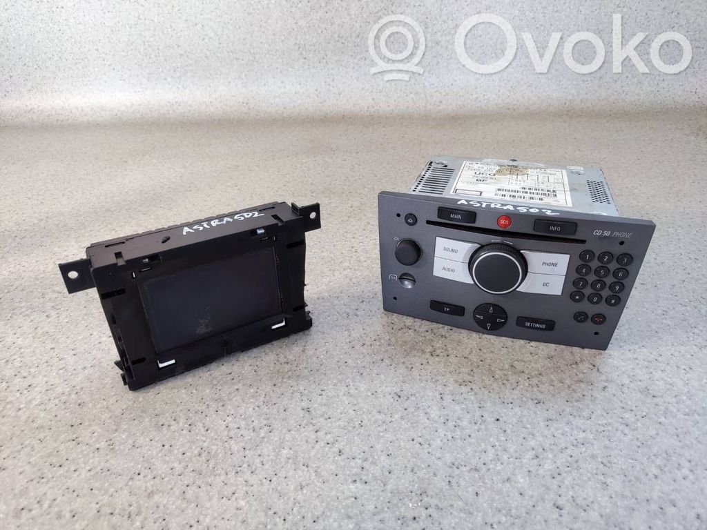 13157571 Opel Astra H Unité principale radio / CD / DVD / GPS, 35,06 ...