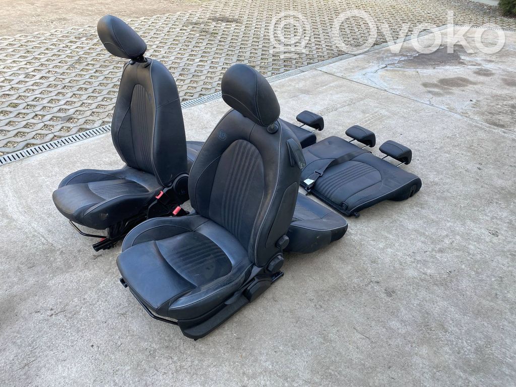 Alfa Romeo Mito Kit siège, 400,00 € | OVOKO