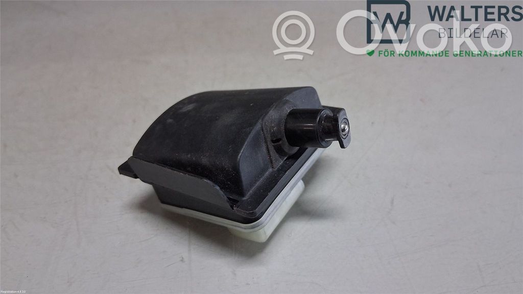 A0008208012 Mercedes-Benz GLE W167 Fuel tank cap lock, €22.33 | RRR