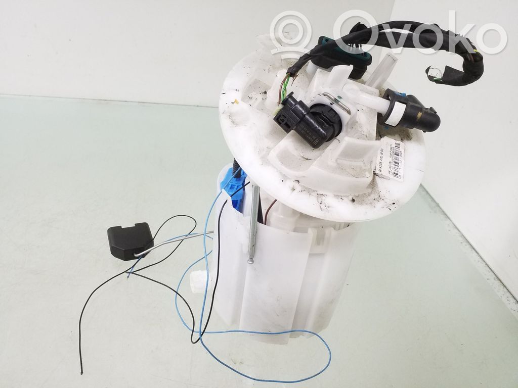 A2054704900 Mercedes-Benz C W205 Pompe à carburant, 74,00 € | OVOKO