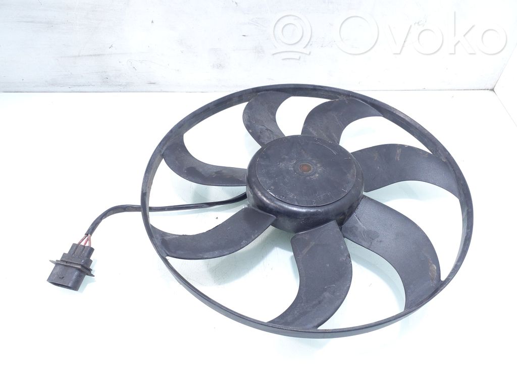 6R0959455E Skoda Fabia Mk3 (NJ) Ventilateur de refroidissement de ...