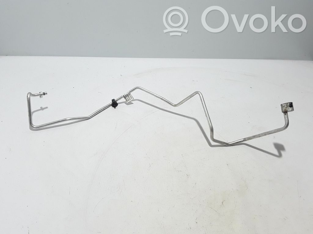 924717645R Renault Trafic III (X82) Air conditioning (A/C) pipe/hose, € ...