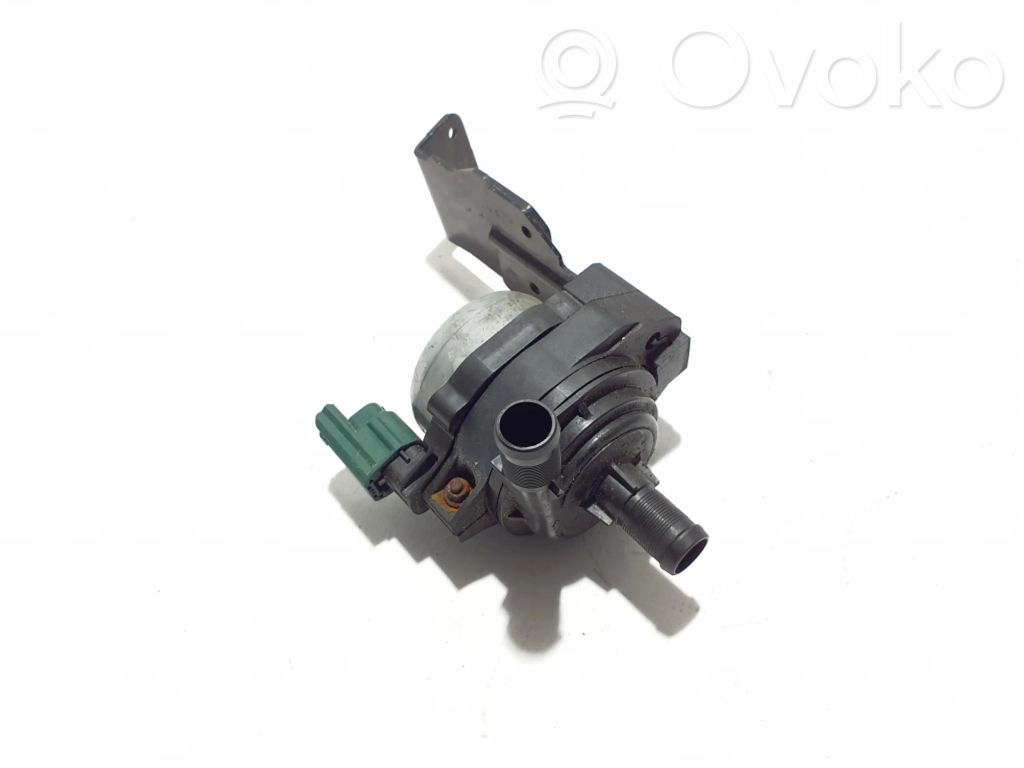 210109597R Renault Master III Electric auxiliary coolant/water pump, € ...