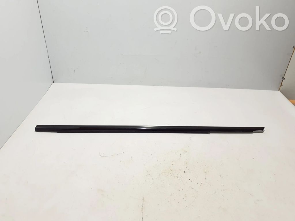 A2137209504 Mercedes-Benz E W213 Priekšpusē durvju stikla apdare, 42,00 ...