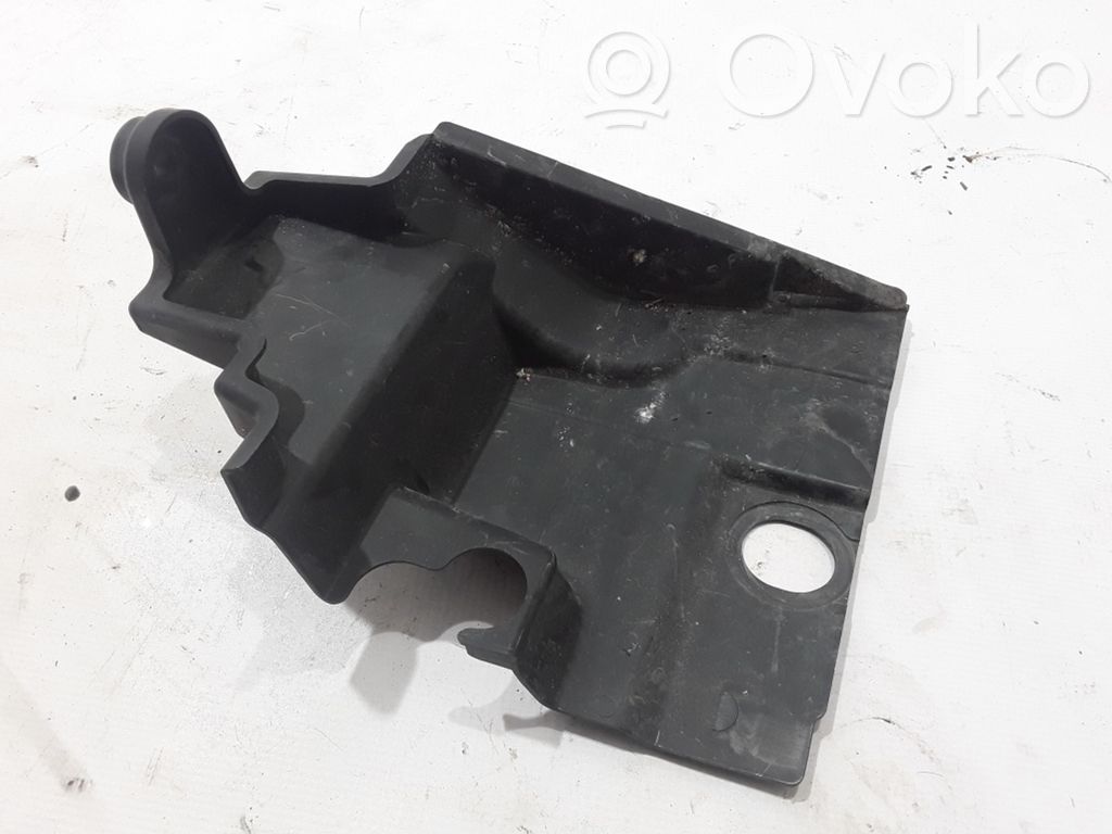 AB398C285AB Ford Ranger Intercooler air guide/duct channel, €42.00 | RRR