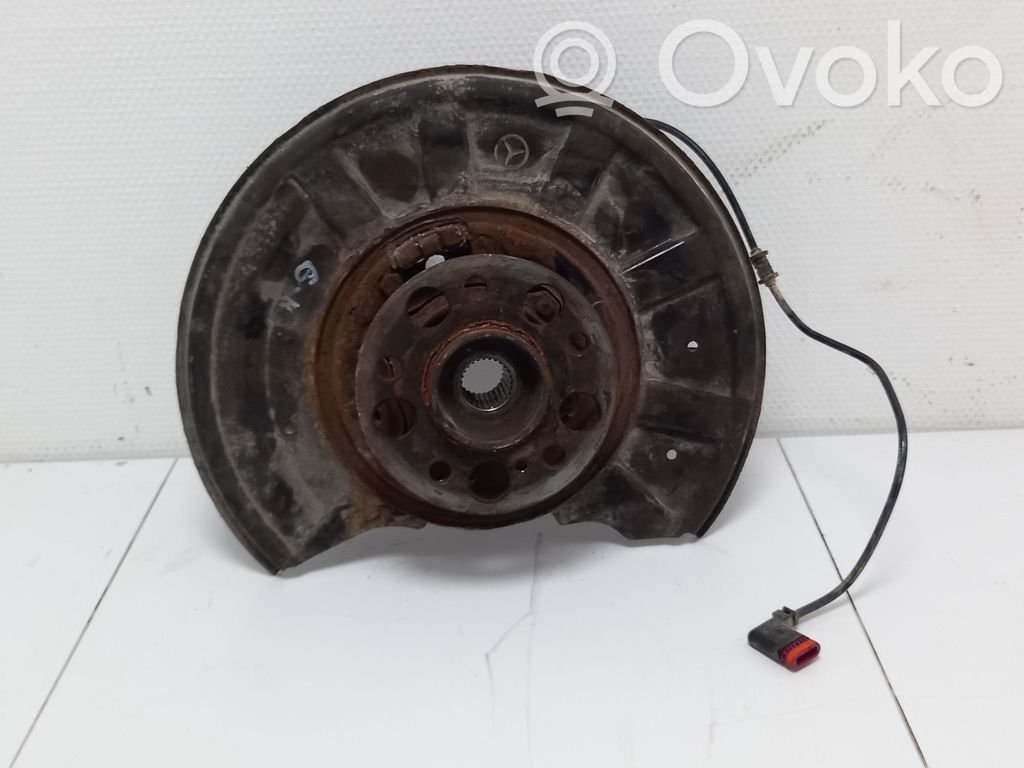 A2113570508 Mercedes-Benz E W212 Pivot de moyeu arrière, 30.00 € | OVOKO